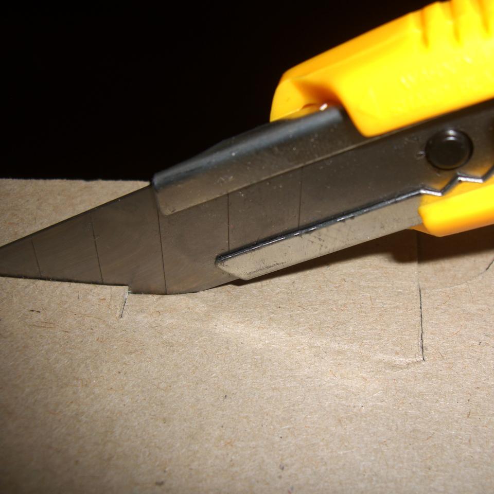 Diplomat A16 Large Snap Cutter Metal 18mm | Winc
