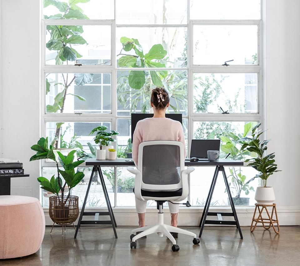 Winc Ambition Quinn Mesh Back Chair | Winc