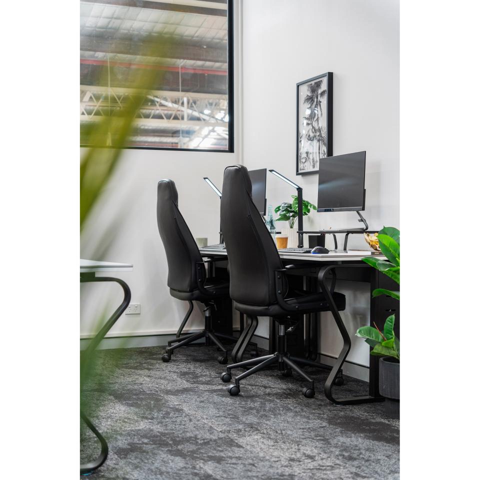 Winc Ambition New York Executive Chair PU Upholstery with 5 Star Castor ...